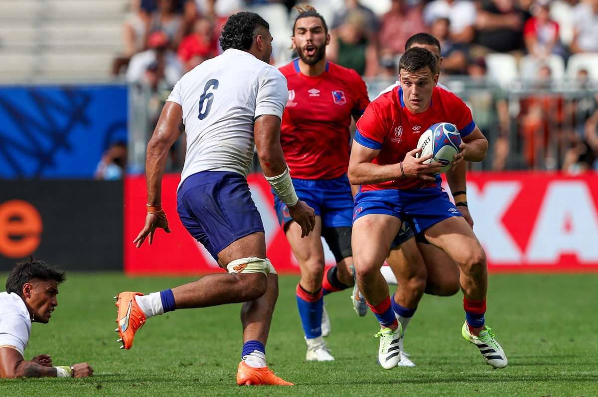 Chile make nine changes as Videla handed first start against England ...