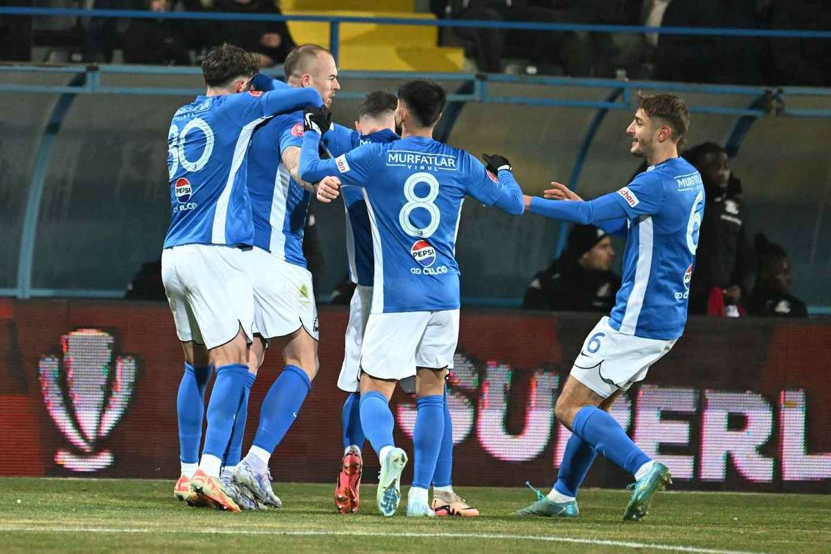 Farul, prima victorie din play-out. Jucătorii lui Hagi au întors scorul ...