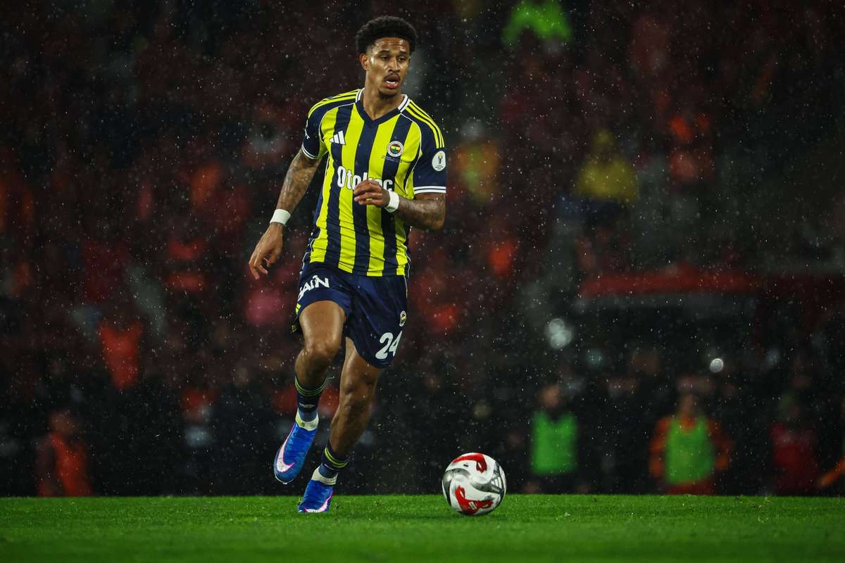 Fenerbahce duo get suspended prison sentence for attack on Galatasaray ...