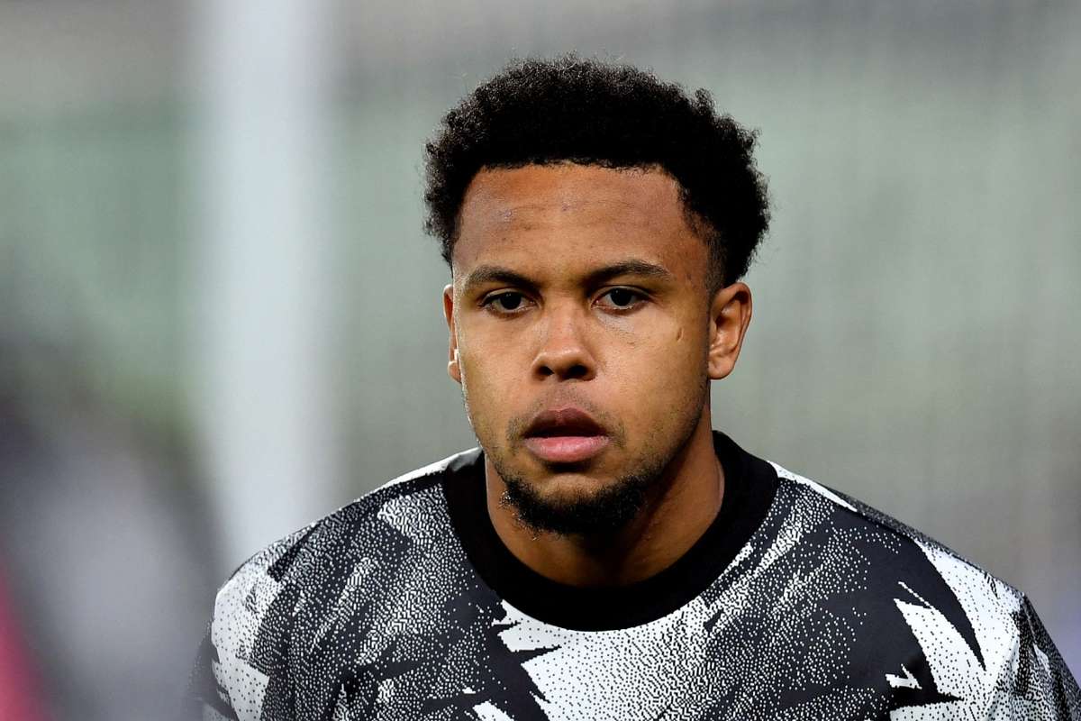 Leeds sign USA midfielder McKennie on loan from Juventus | Flashscore ...