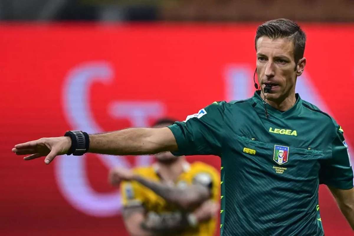 Italiano Davide Massa é o árbitro do jogo entre Club Brugge e Benfica ...