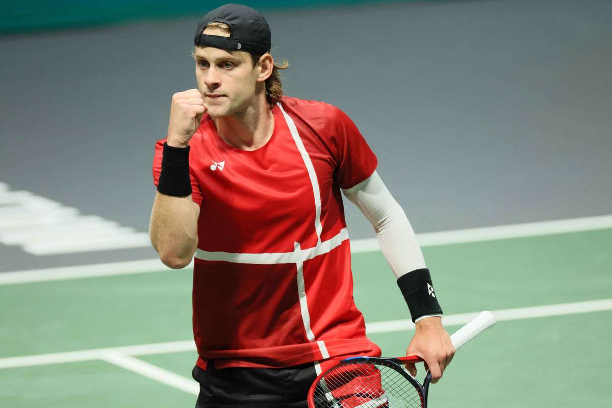 Coppa Davis: Cobolli stecca contro Bergs e perde al terzo set, parità ...