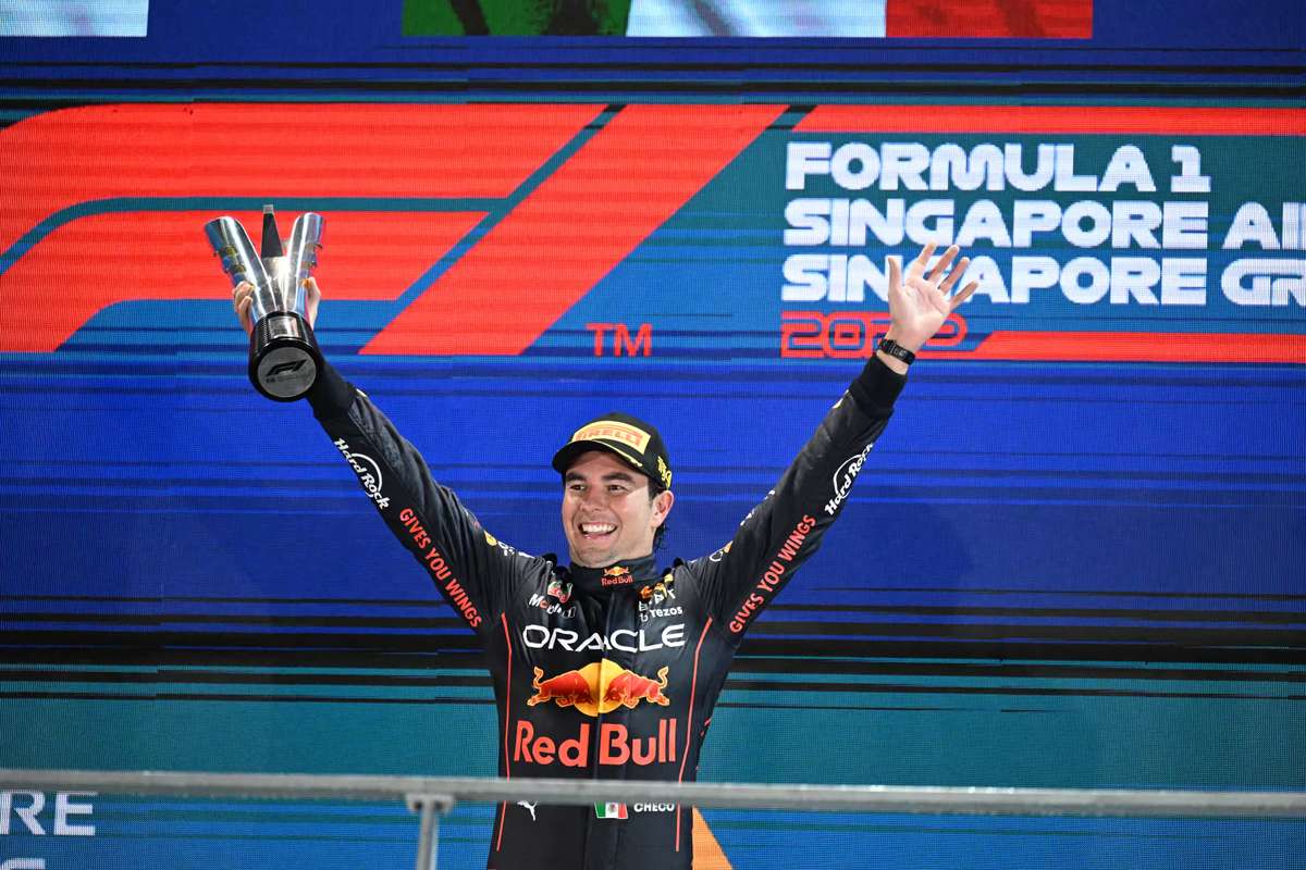El título de Verstappen tendrá que esperar: Pérez gana en Singapur y ...