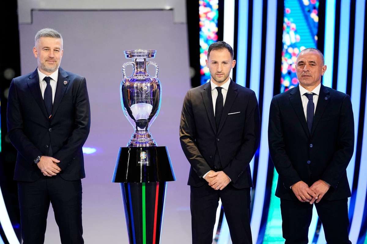 Edward Iordanescu, selecionador da Roménia: "O nosso objetivo é passar ...