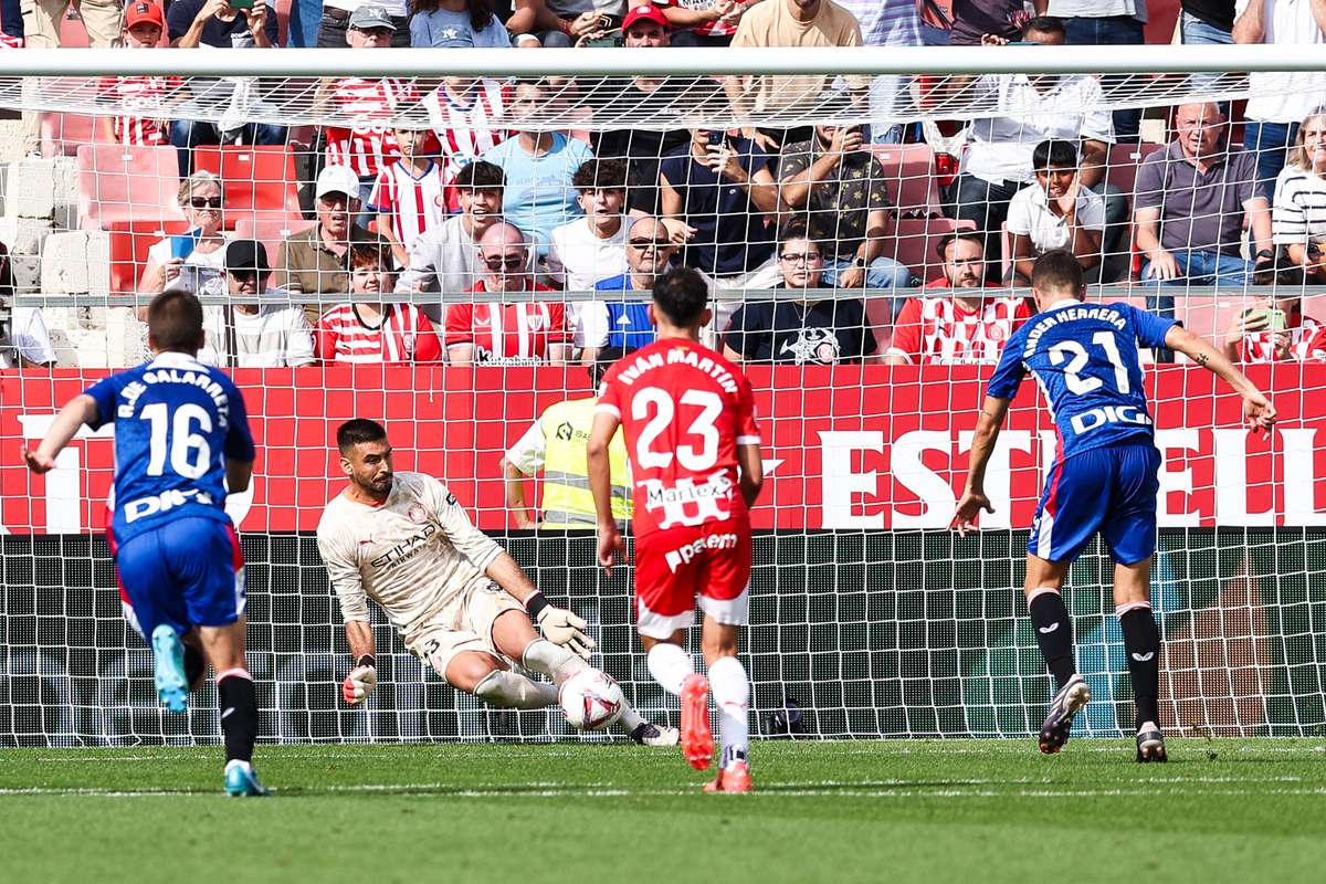 Stuani scores last gasp penalty to give Girona victory over Athletic ...