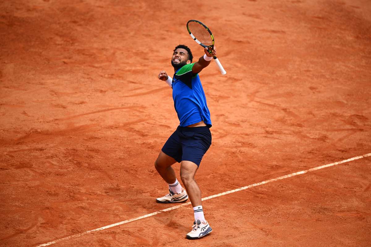 Tennis : Arthur Fils renverse Tsitsipas et file en 1/8 de finale à Rome | Flashscore.fr