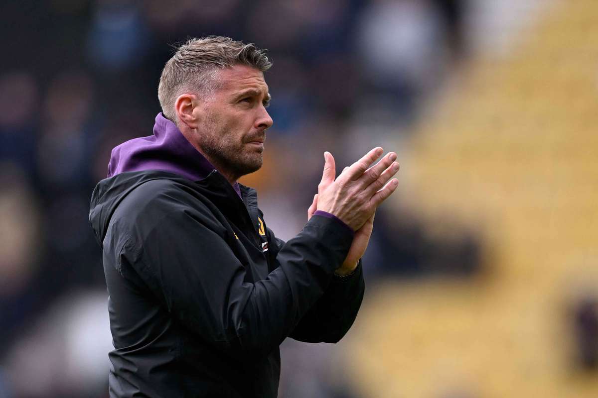 Wolves reportedly sack manager Rob Edwards with Cesar Peixoto lined up ...