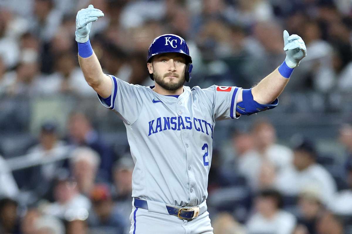 Garrett Hampson returns home after signing one-year deal with Arizona ...