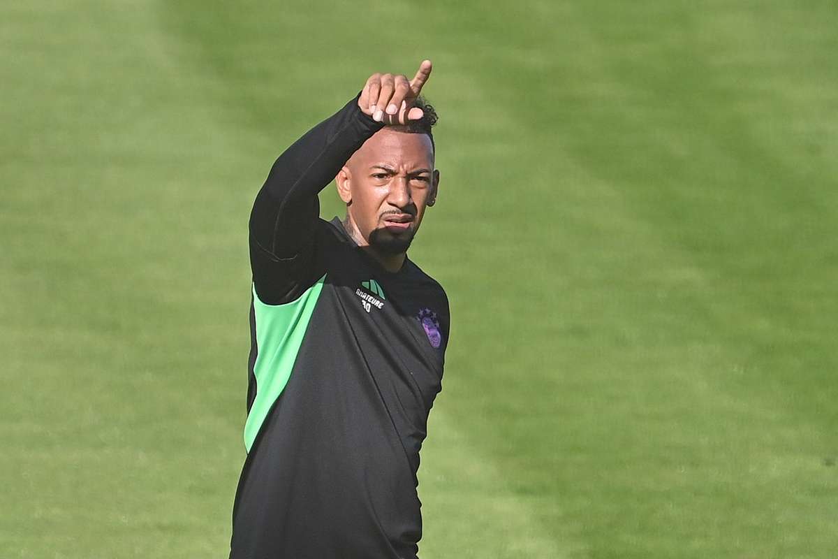 Jerome Boateng și-a găsit echipă, la 8 luni după ce nu a mai evoluat pe ...