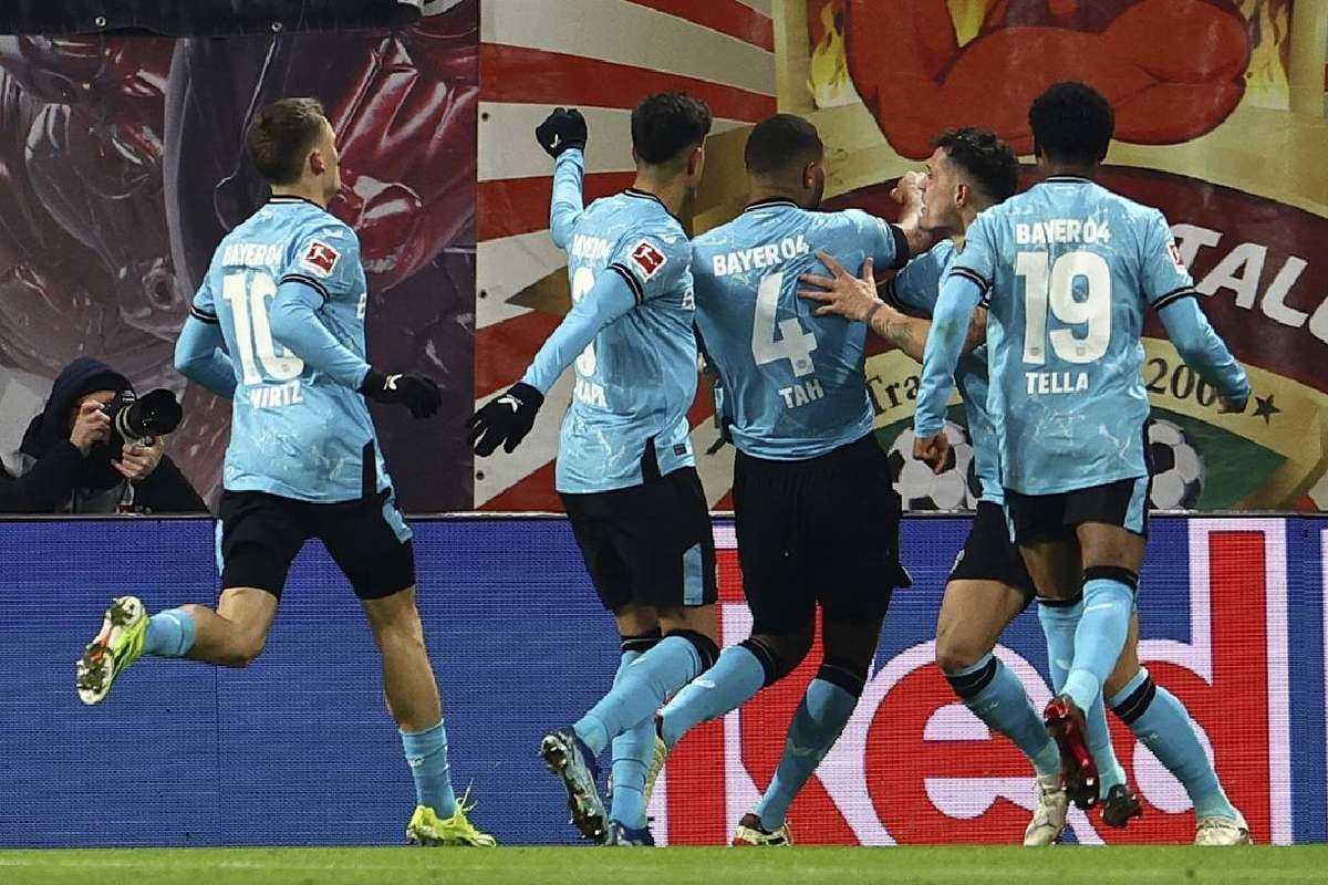 Bousculé à Leipzig, le Bayer Leverkusen arrache la victoire dans les dernières secondes ...