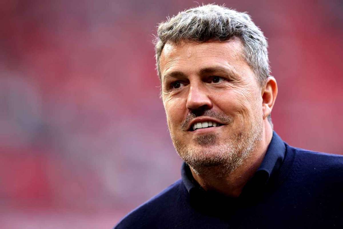 Ajax and Spanish coach Oscar Garcia part ways after six months ...