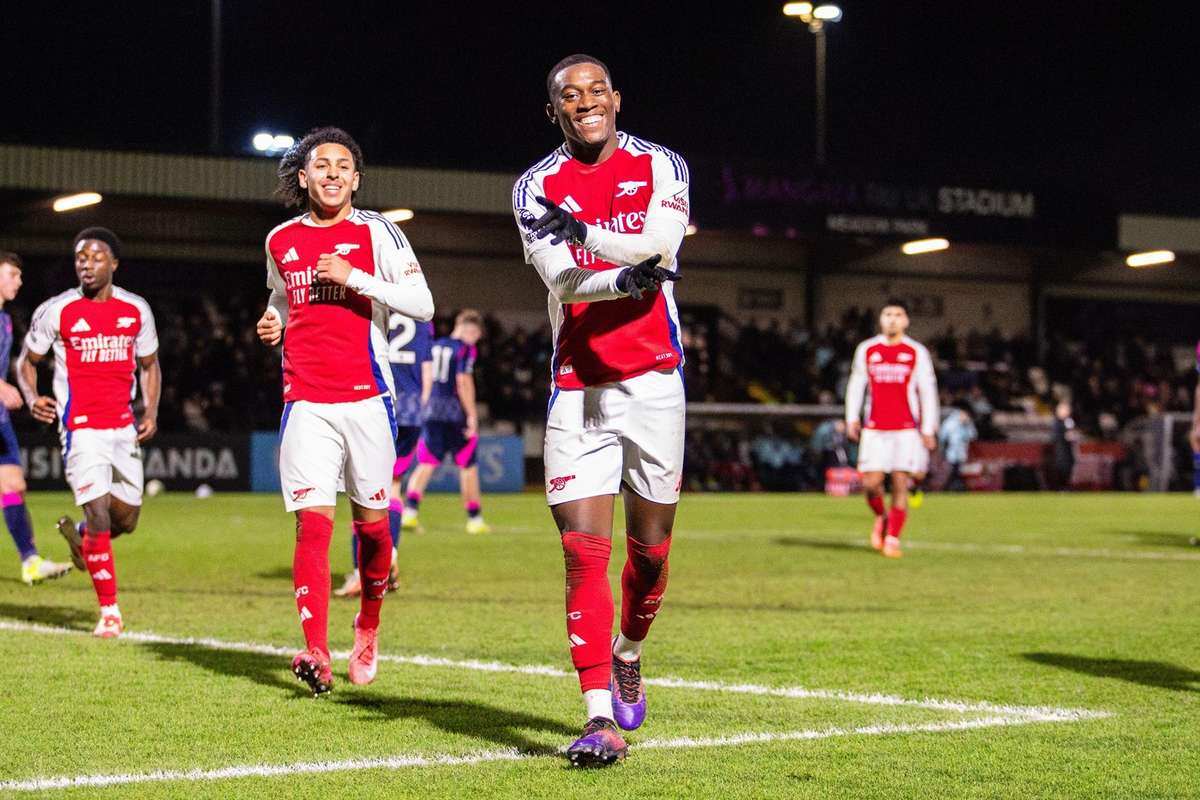 Khayon Edwards vai deixar o Arsenal no final da época | Flashscore.pt