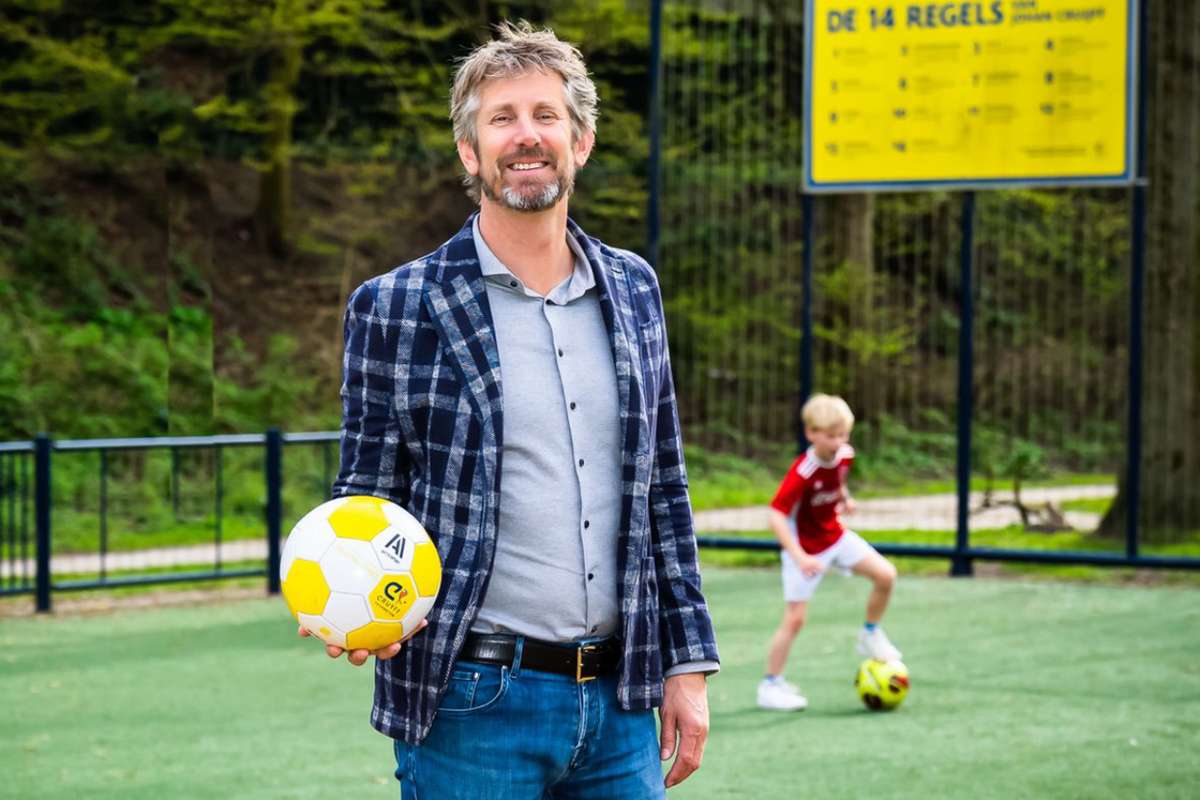 Ajax je bez generálního ředitele, Van der Sar po mizerné sezoně ...