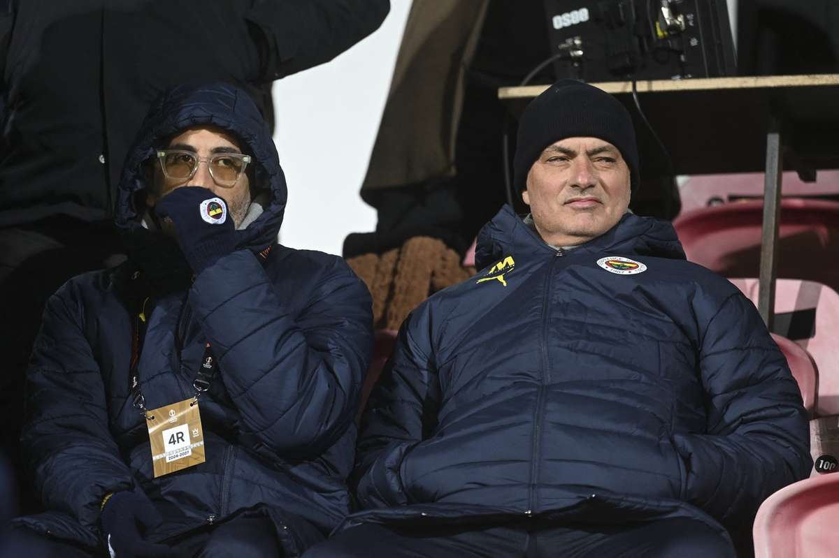 Fenerbahce into Europa League play-offs after Midtjylland snatch late ...