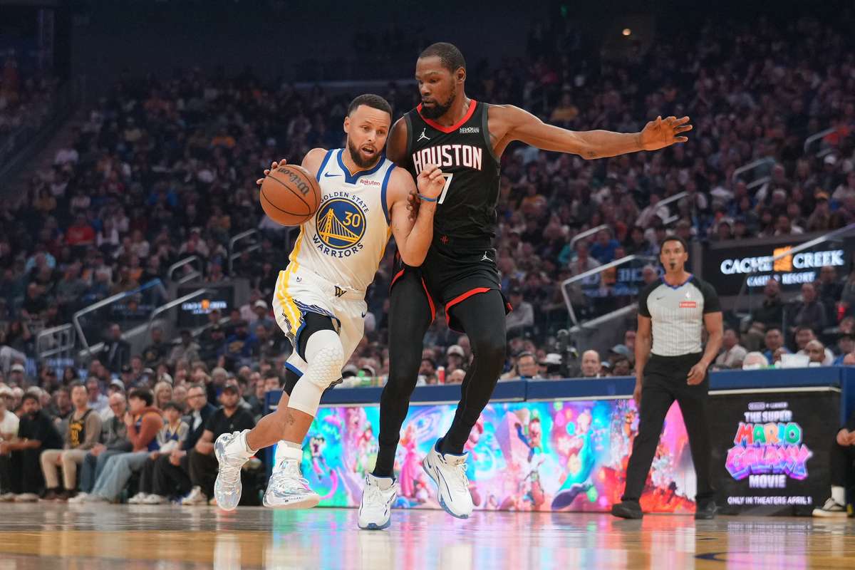 NBA roundup: Rockets hold off Warriors fightback to spoil Stephen Curry ...