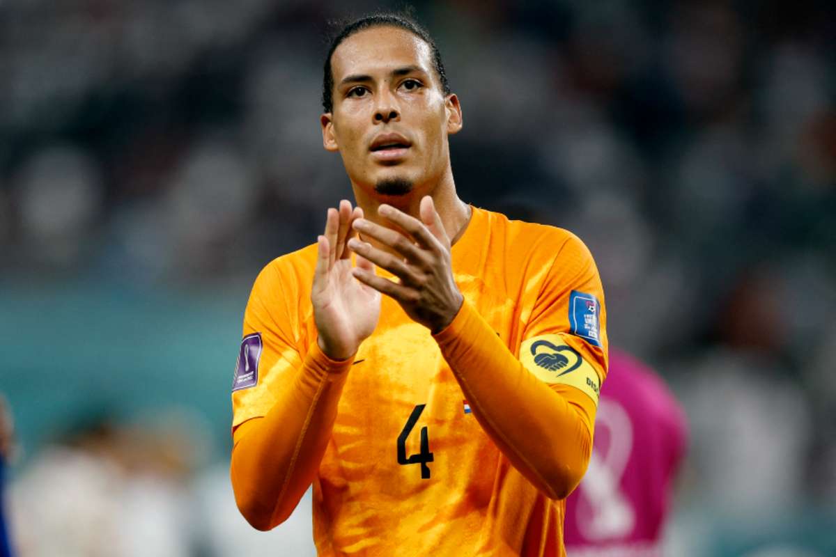 Van Dijk is one-up over Messi but still rates him best | Flashscore.co.za