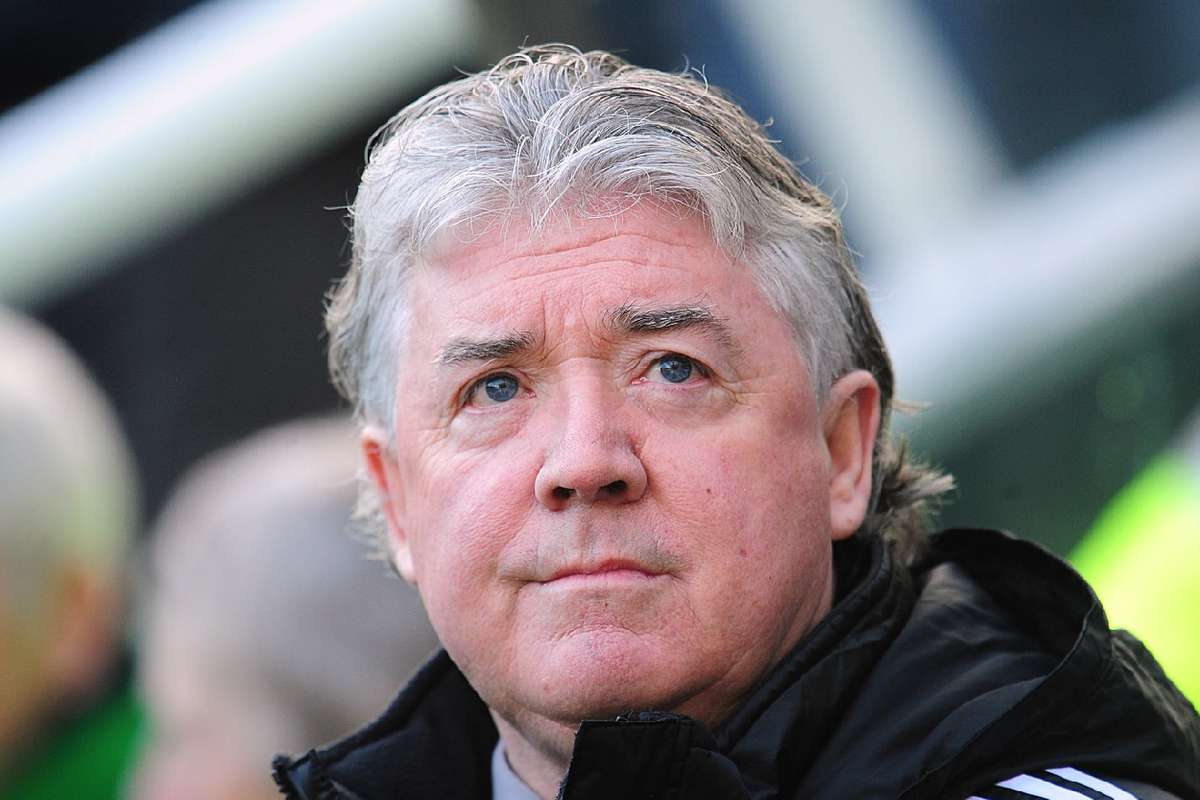 Former Tottenham defender and Wimbledon manager Kinnear dies at 77 ...
