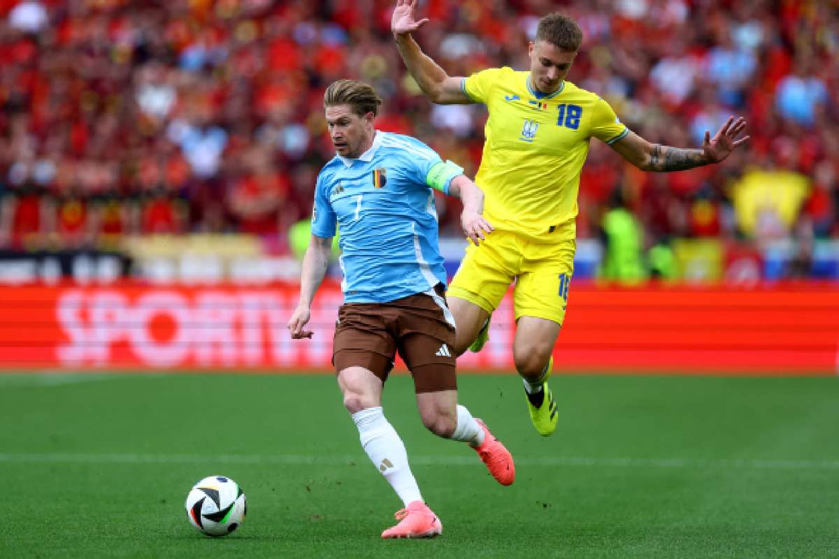 Belgium's Kevin De Bruyne sidesteps questions over fans' boos after ...