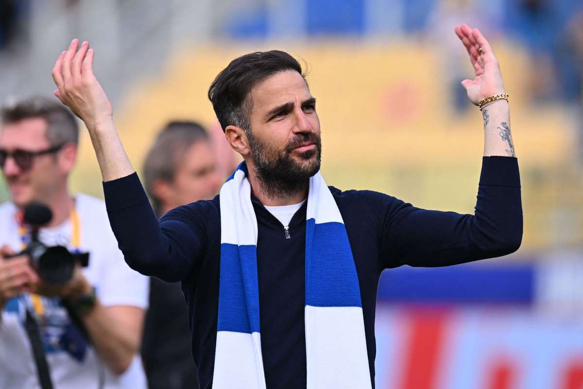 Fàbregas é honesto quanto ao seu futuro no Como: "Falei com outros ...