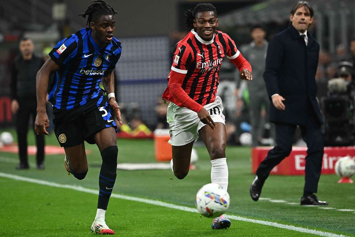 Coupe d'Italie : L'AC Milan et l'Inter dos à dos après la demi-finale ...