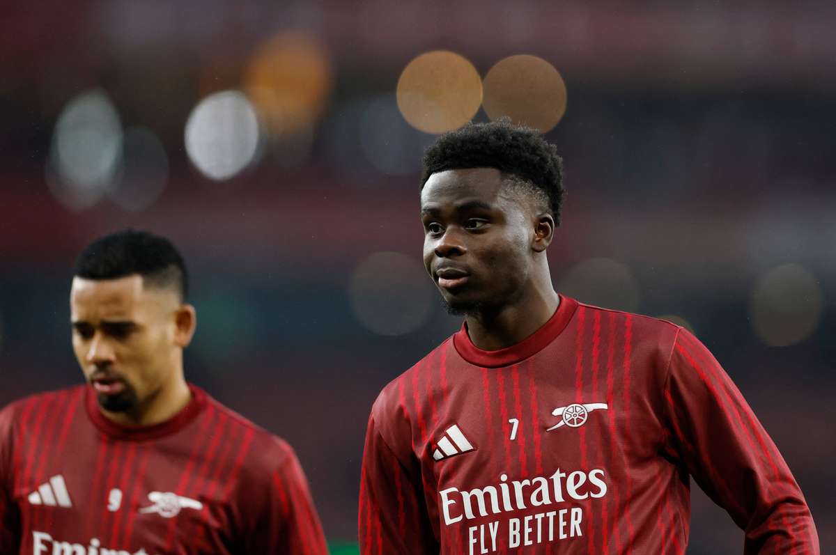 Saka forced out of Arsenal clash at Leeds after warm-up setback ...