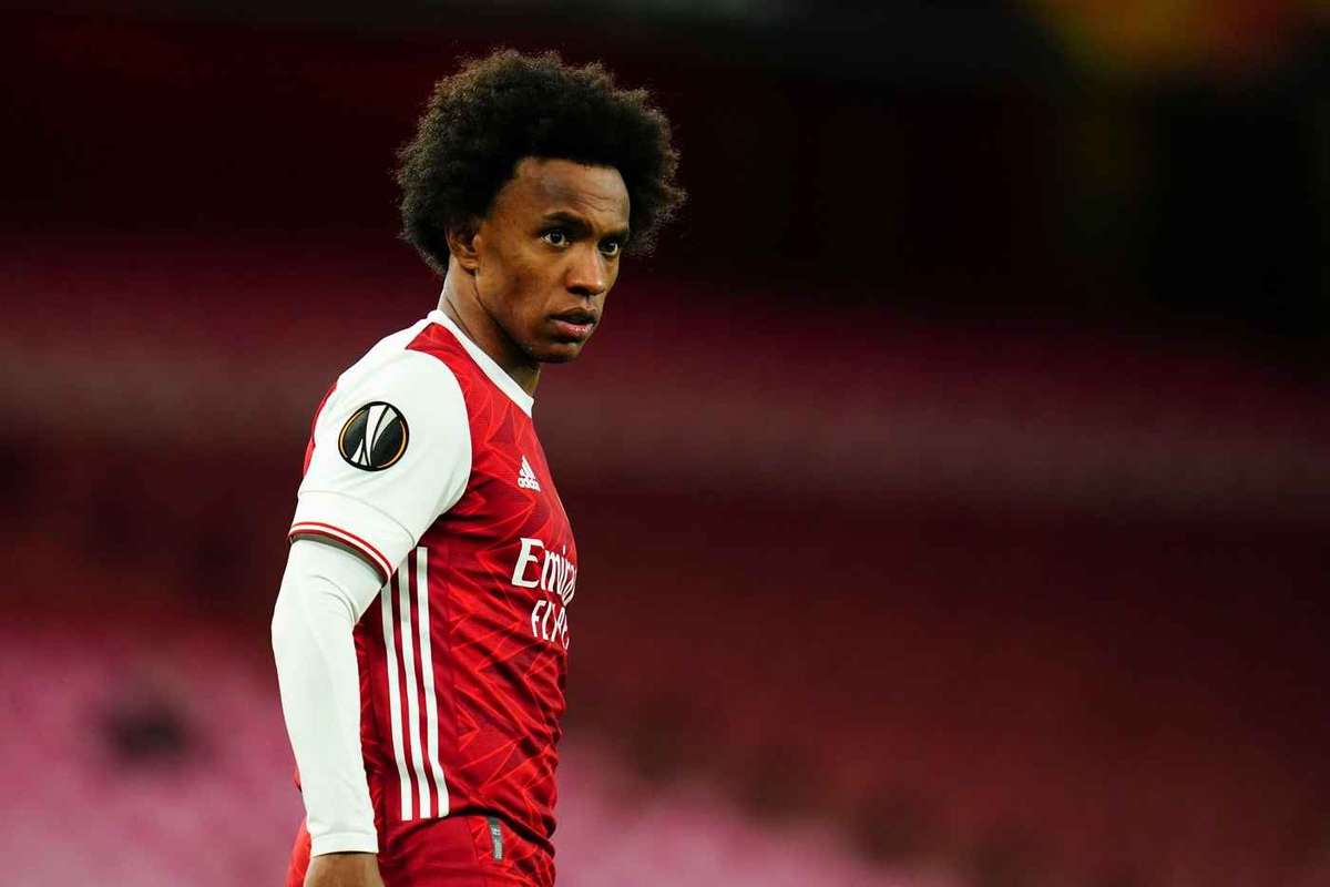 Willian admits Arsenal move 'was big mistake' and he 'had to escape ...