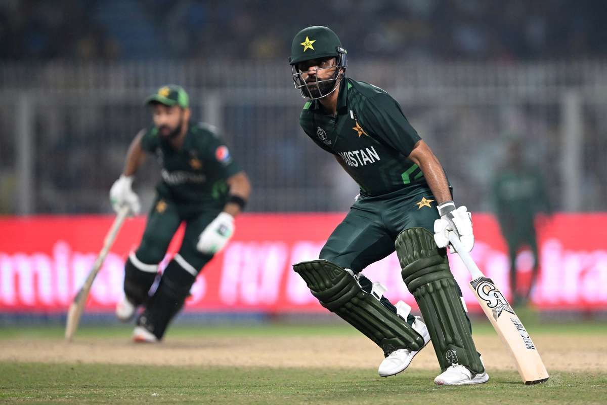 Pakistan storm to victory over Bangladesh to stay alive at World Cup ...