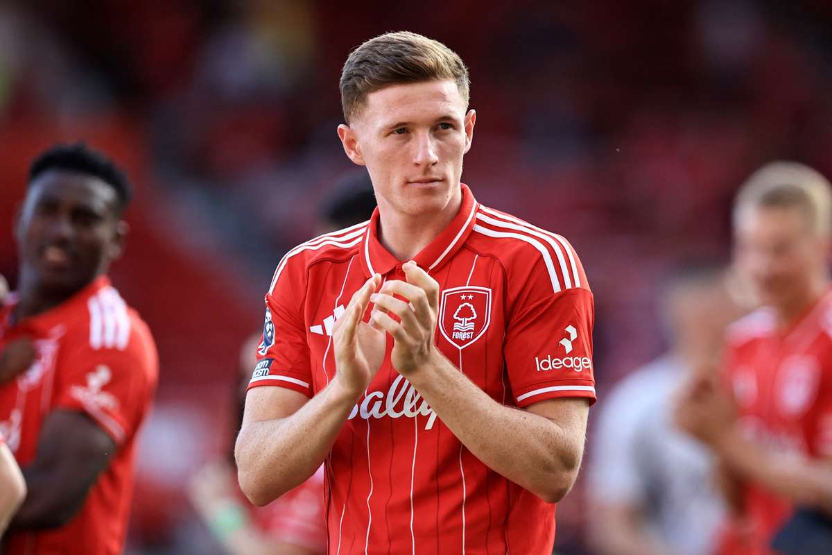Man City to hand "important contract" to Man Utd target Elliot Anderson ...