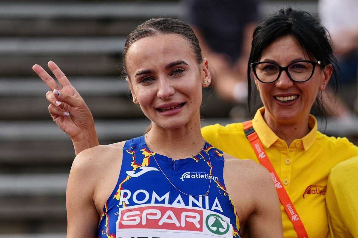 Ramona Verman a câştigat medalia de aur la săritura în lungime, la ...