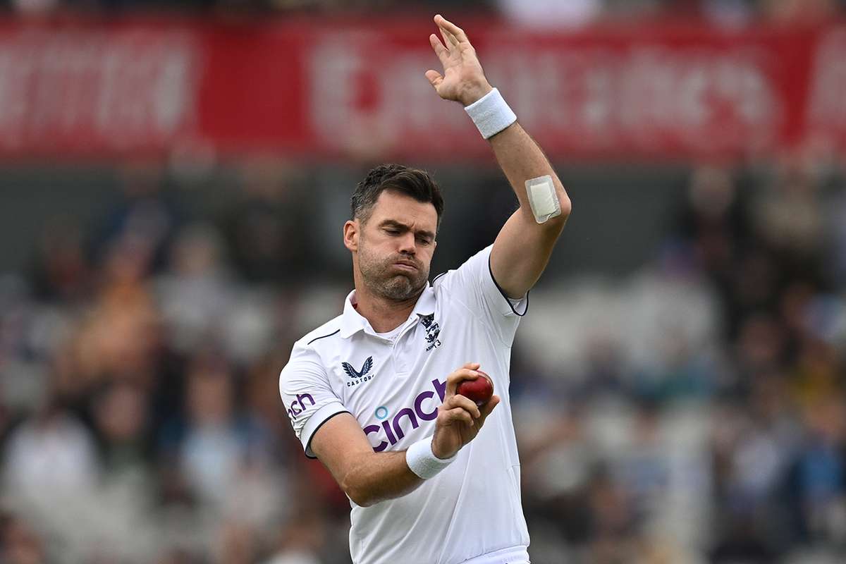 England retain James Anderson in unchanged XI for Ashes finale ...