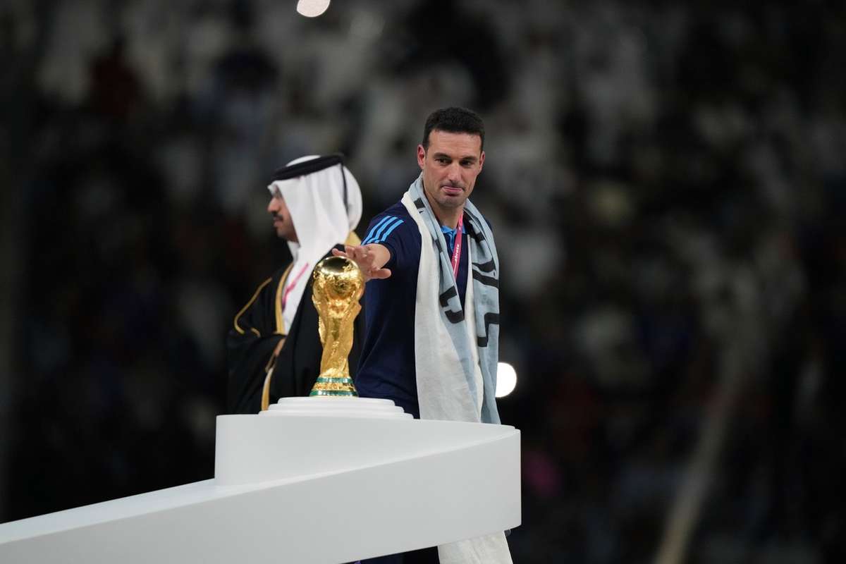 World Cup winner Scaloni leads FIFA 'Best' coach award shortlist ...