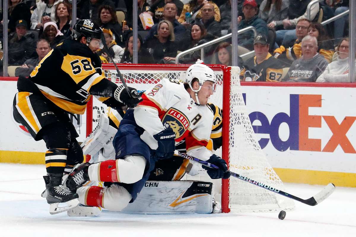 NHL round-up: Panthers keep rolling after victory over Penguins ...