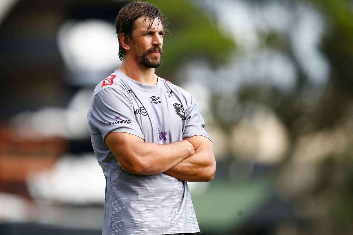 Etzebeth back after concussion concerns in boost for Sharks and ...