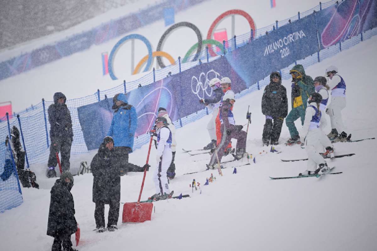 Heavy snow in Cortina causes cancellation of the women's snowboard ...