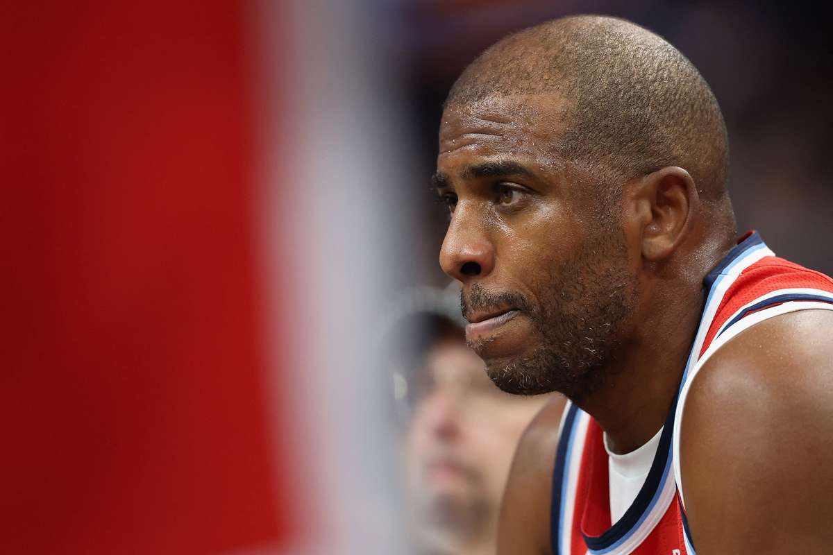 Chris Paul sent home by Los Angeles Clippers after tough start to NBA ...