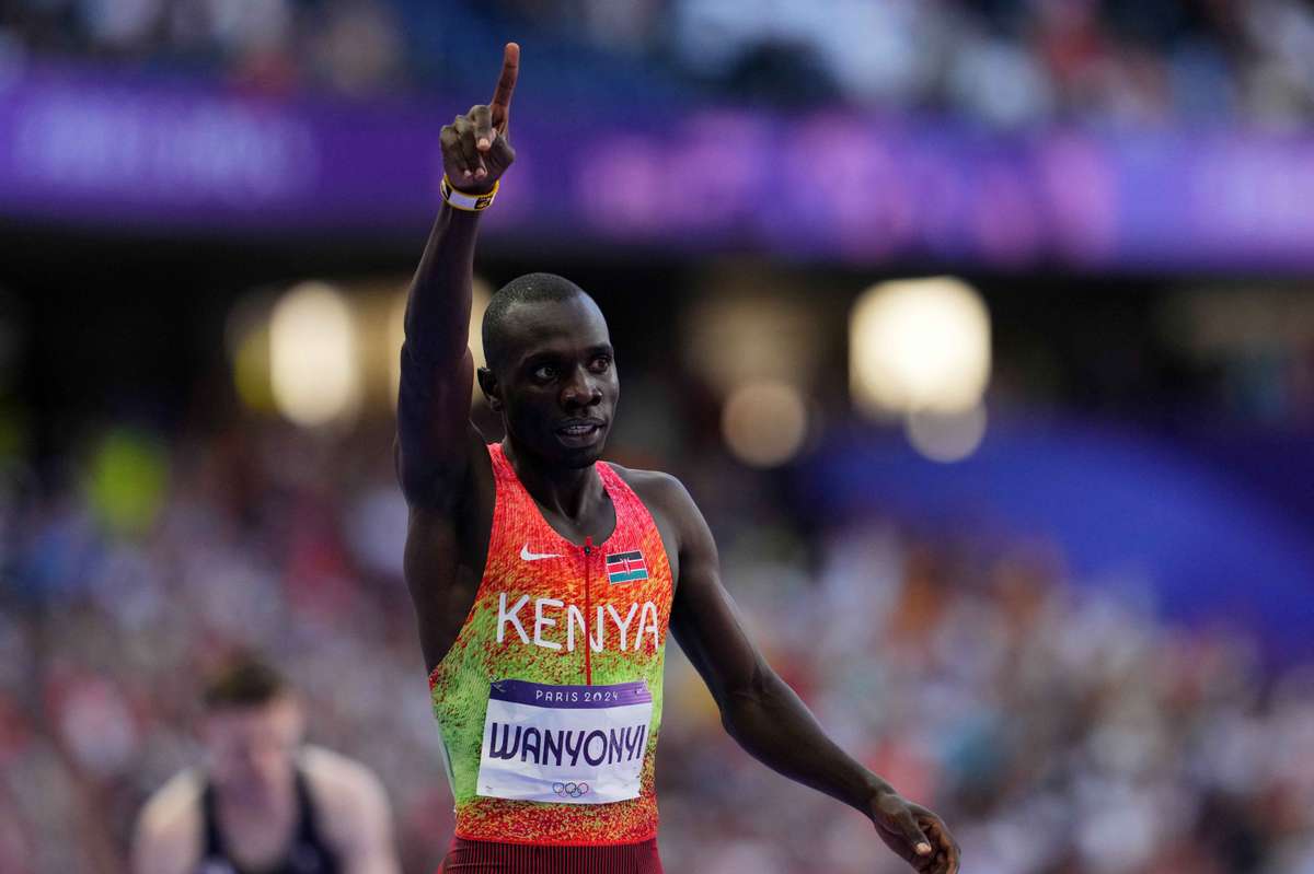 Olympics 2024: Emmanuel Wanyonyi extends Kenya's 800m domination with ...