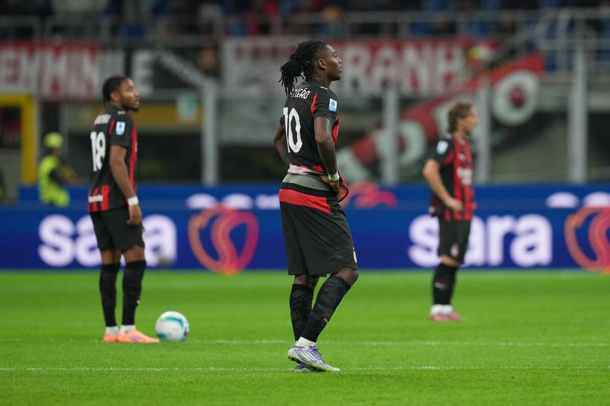 Milan strike late but forced to settle for a point against lowly Pisa ...