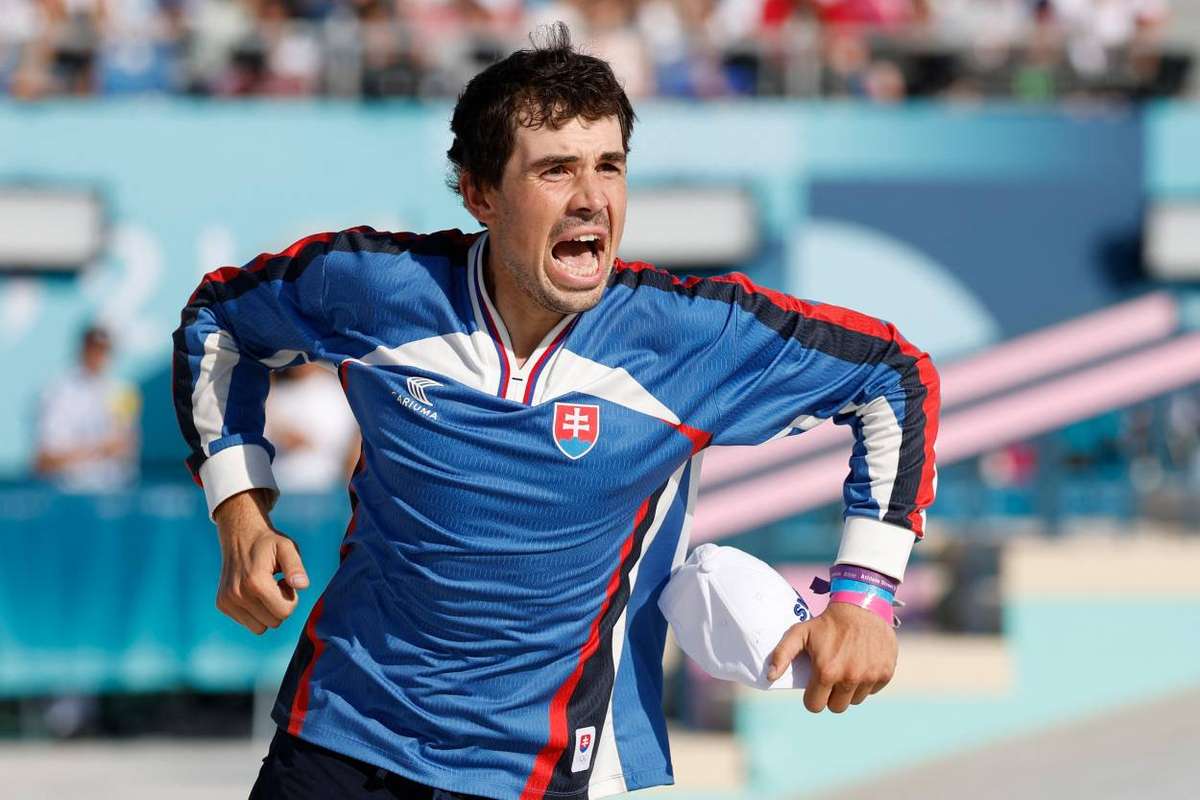 Titán v ruke a umelý kĺb v lakti. Zbláznil sa vesmír, vraví Tury po ...