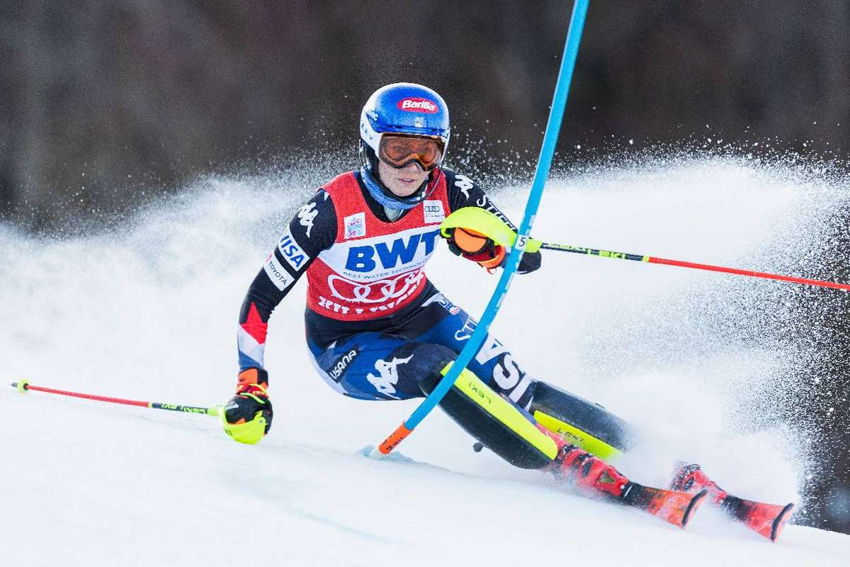 Record istoric în schiul alpin: Americanca Shiffrin, a 90-a victorie în ...