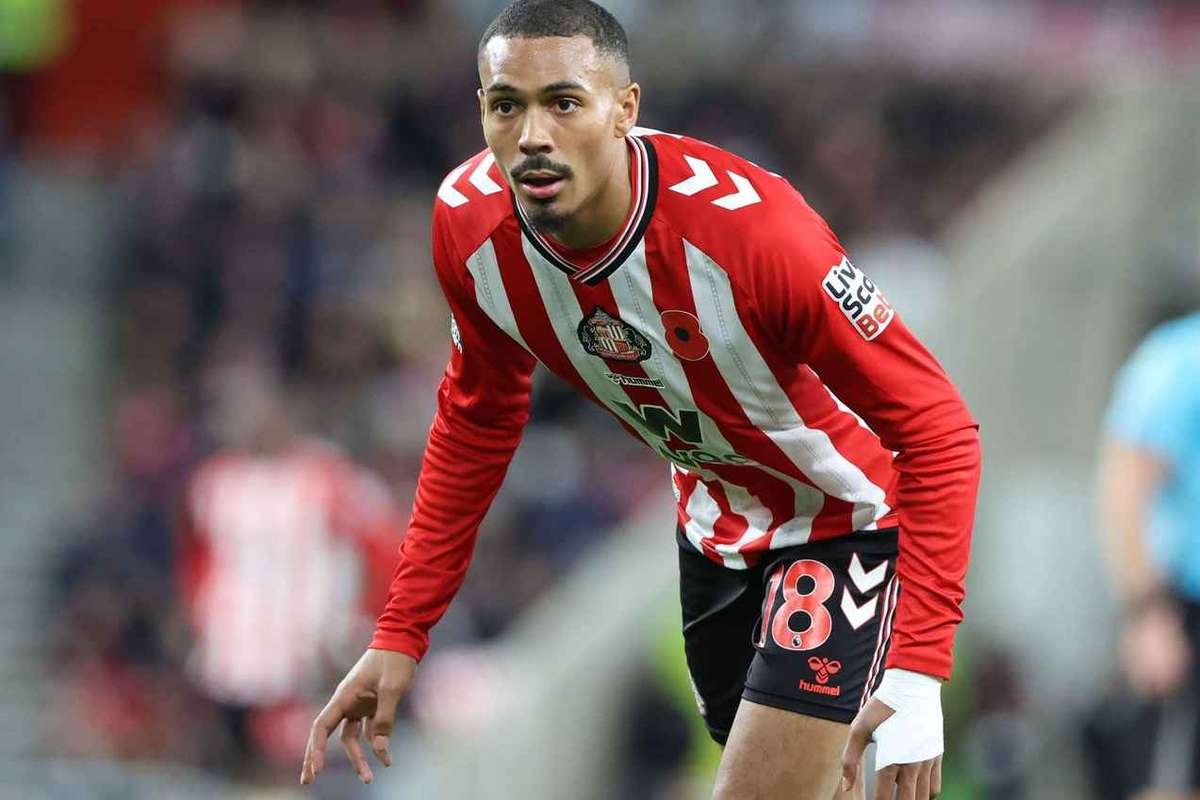 Sunderland striker Isidor reveals Haiti World Cup offer ...