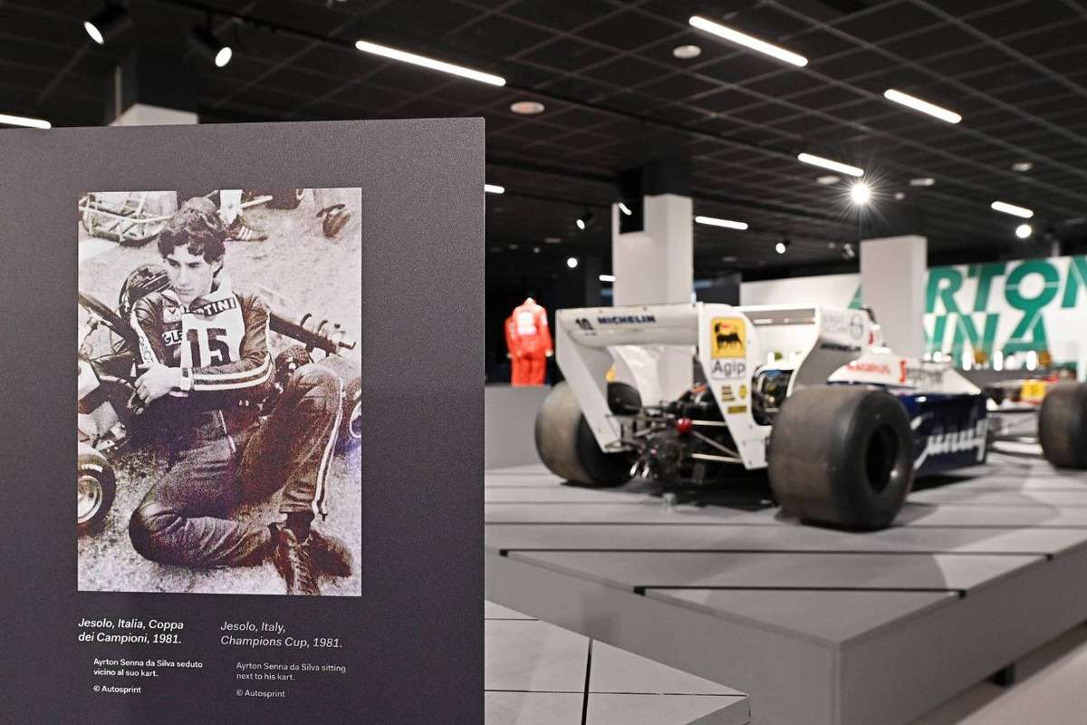 Dzień dedykowany pamięci Ayrtona Senny w Imoli w 30. rocznicę jego ...