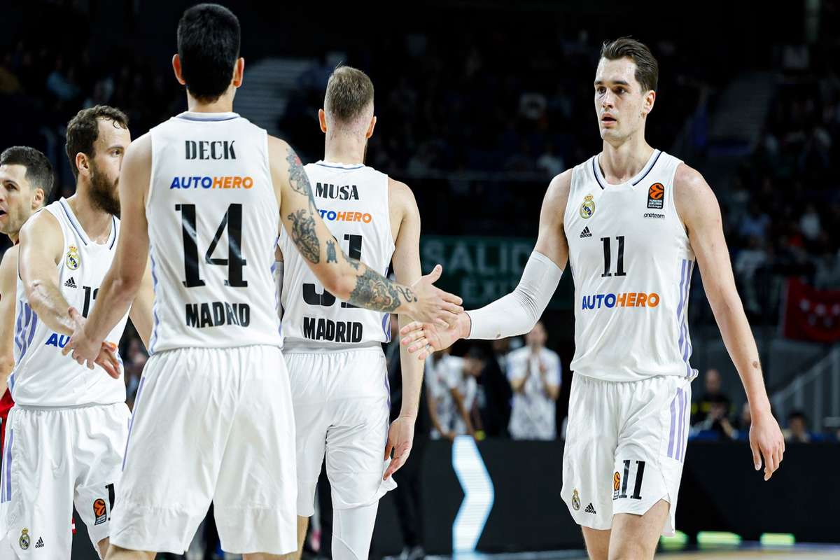 Musa conduce al Real Madrid a un frenético triunfo sobre el Milan (91 ...