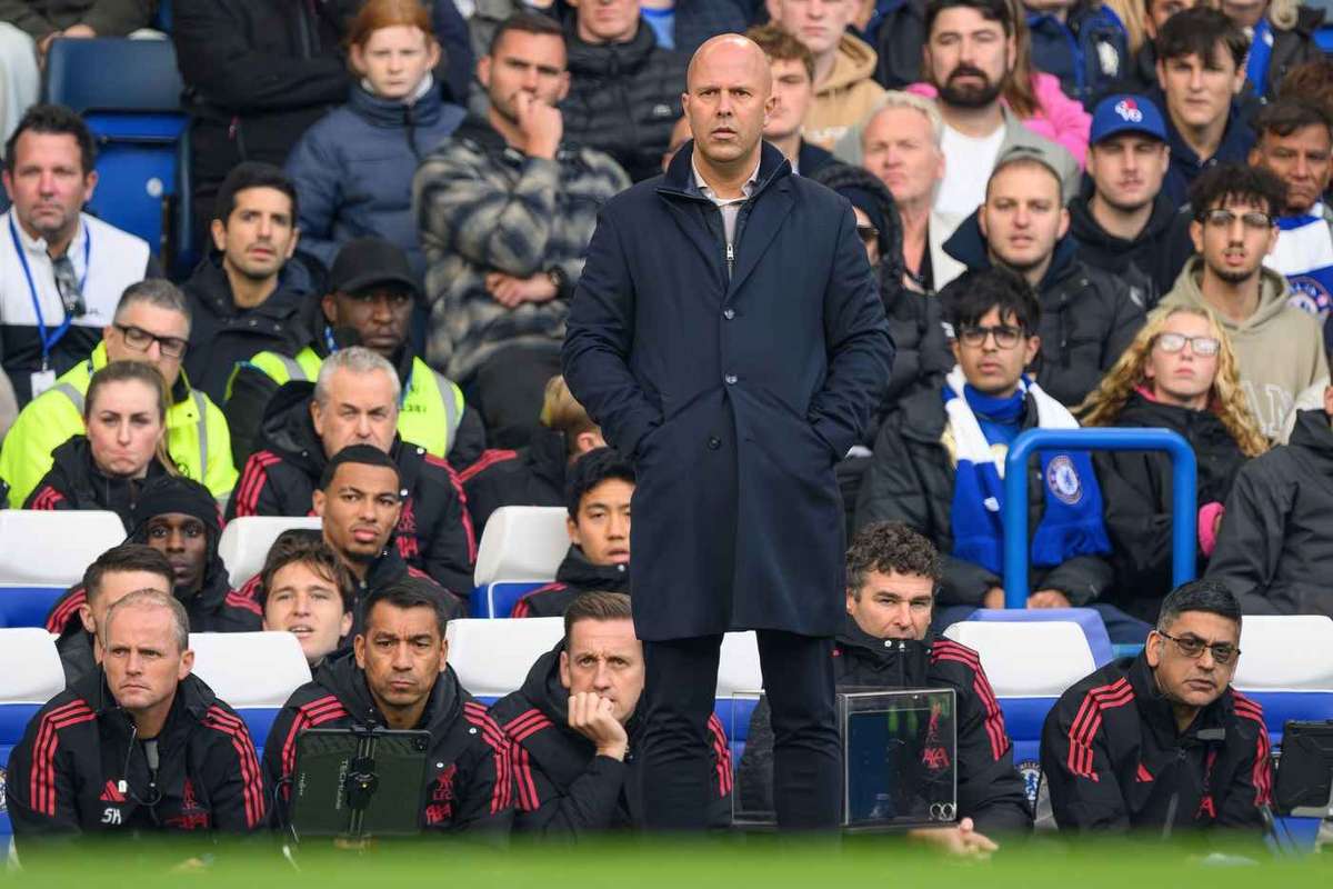 Liverpool hope to bounce back against Man Utd while Postecoglou hunts ...