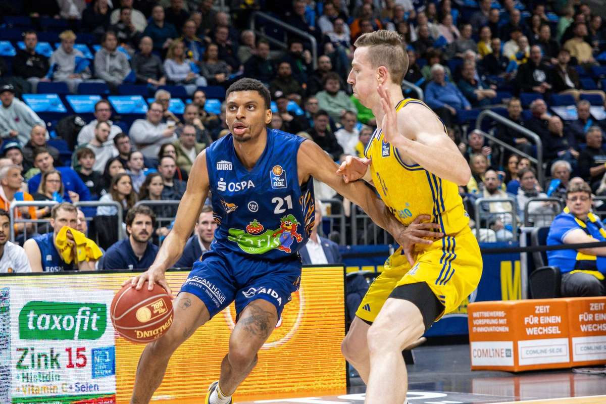 Basketball: Alba bleibt den Bayern auf den Fersen | Flashscore.de
