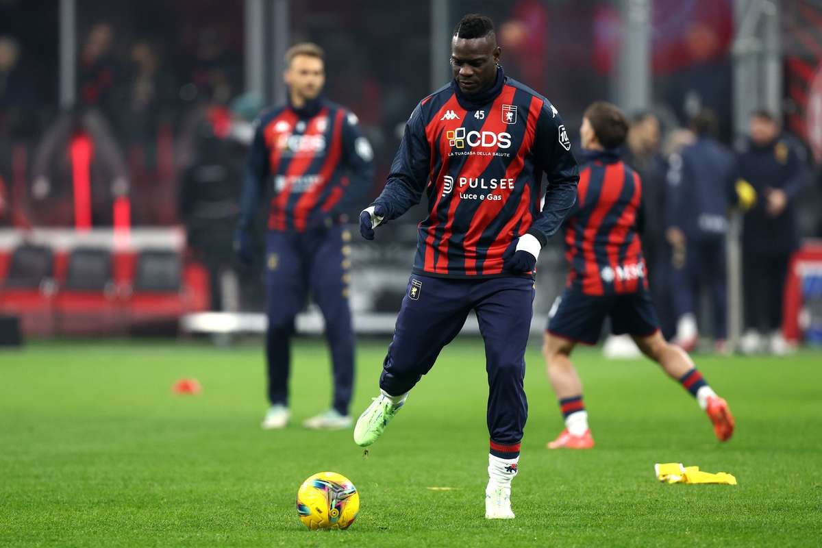 Genoa looking to release Mario Balotelli before the end of the transfer ...