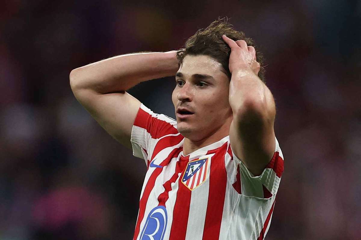 Julian Alvarez sends clear message to Arsenal fans over summer move ...