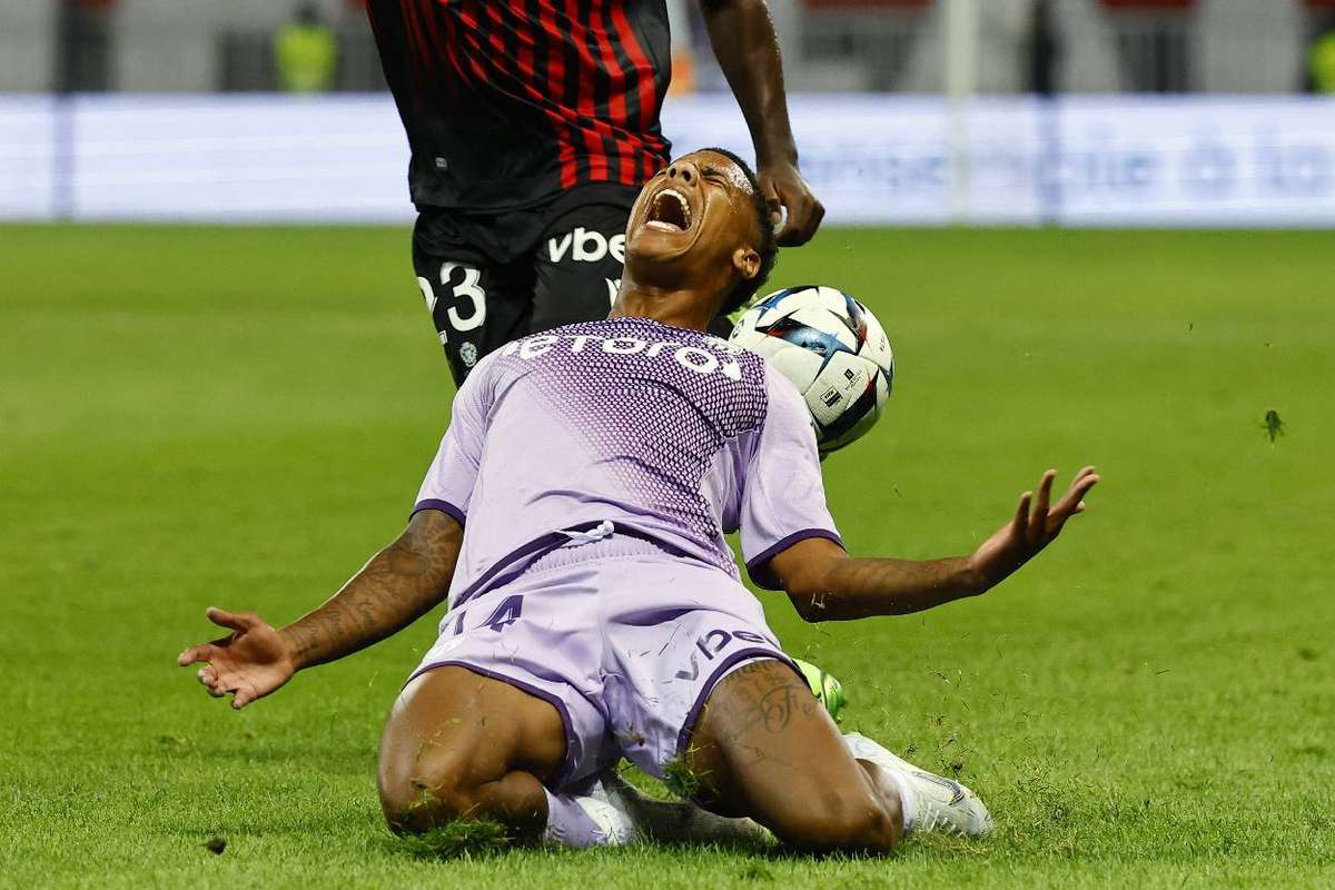 German-born Senegal defender Jakobs cleared to play after ...