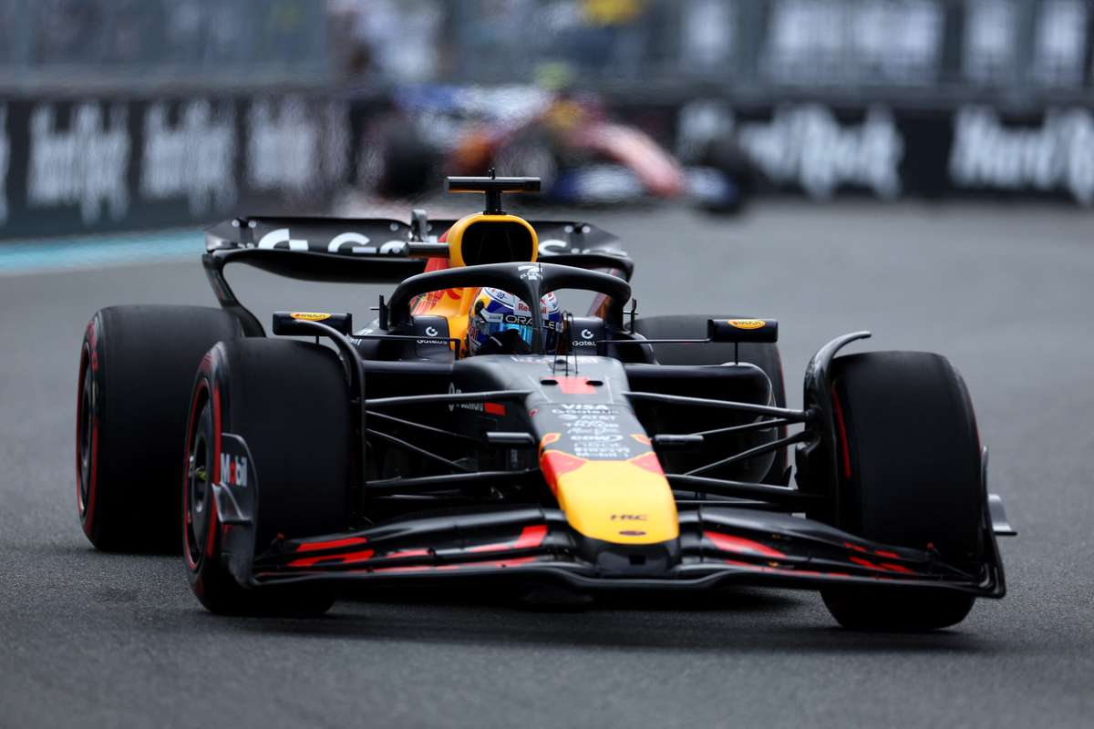 Magical Max Verstappen steals Miami pole from McLaren's Lando Norris ...