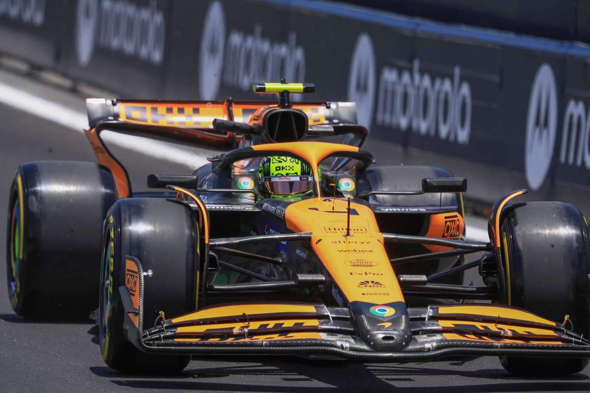 Ve sprintu formule 1 v Sao Paulu triumfovali jezdci McLarenu ...