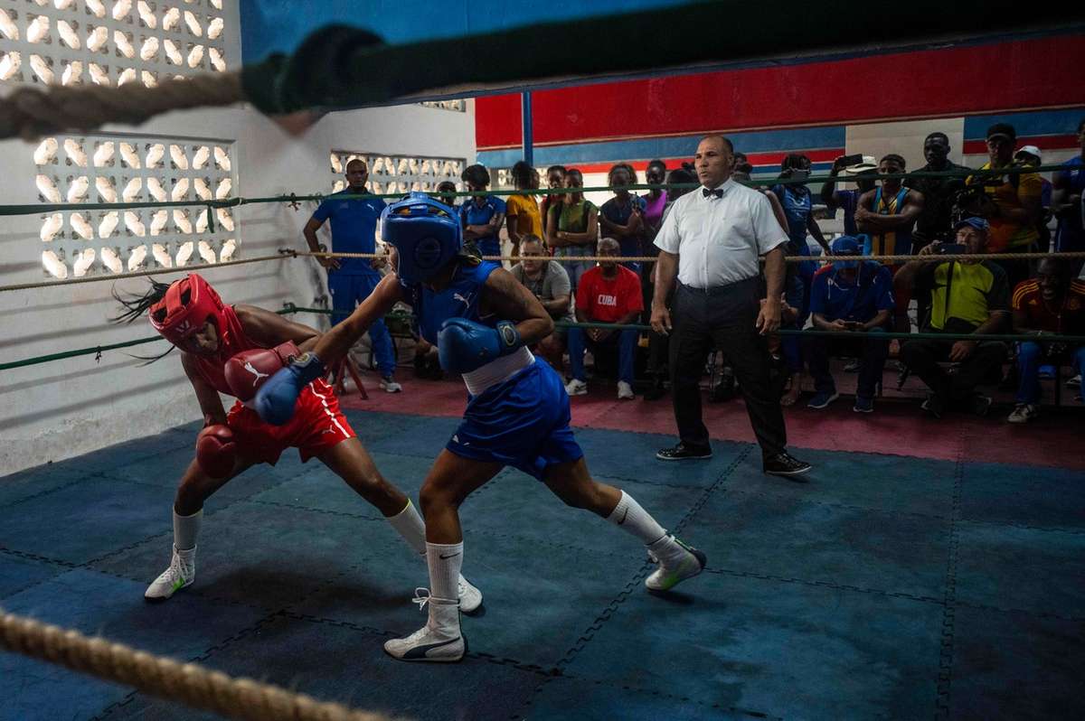 Elianni Garcia Polledo wins Cuba's first official women's boxing bout ...